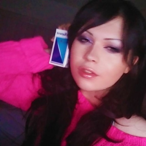 Teen Queen by H3artcrush & Nurplee (Single, Electropop): Reviews ...