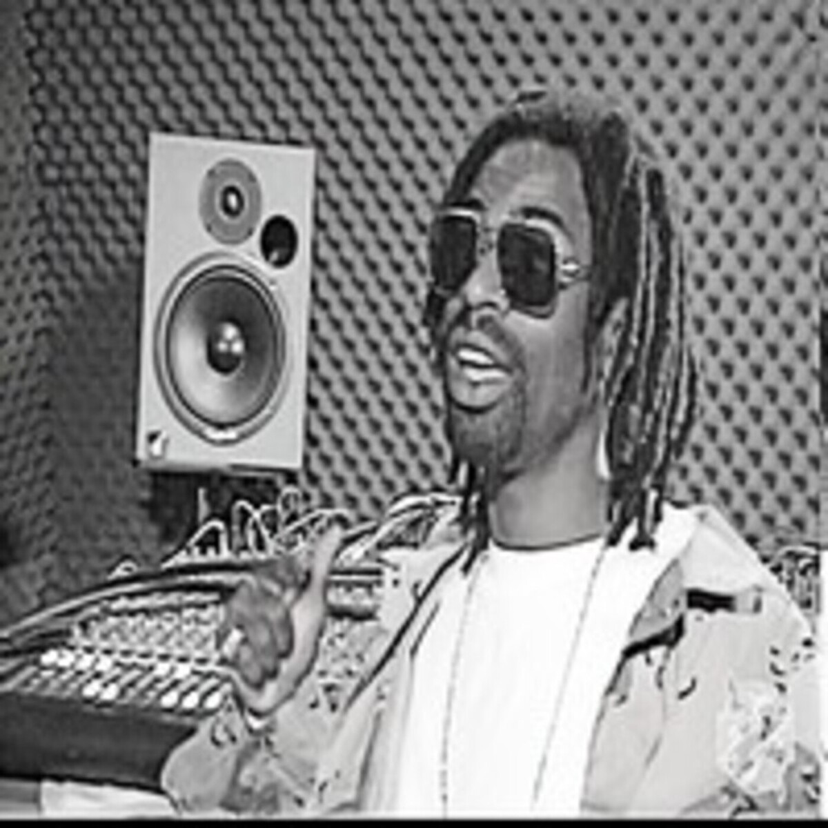 studio mix tape (live from the studio of mac dre soda) by Mac Dre Soda (Mixtape): Reviews ...