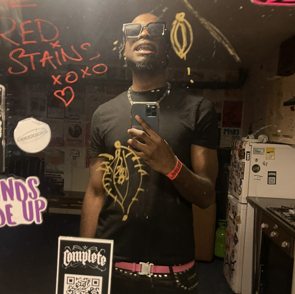 Swagout by Fimiguerrero (Single): Reviews, Ratings, Credits, Song list ...