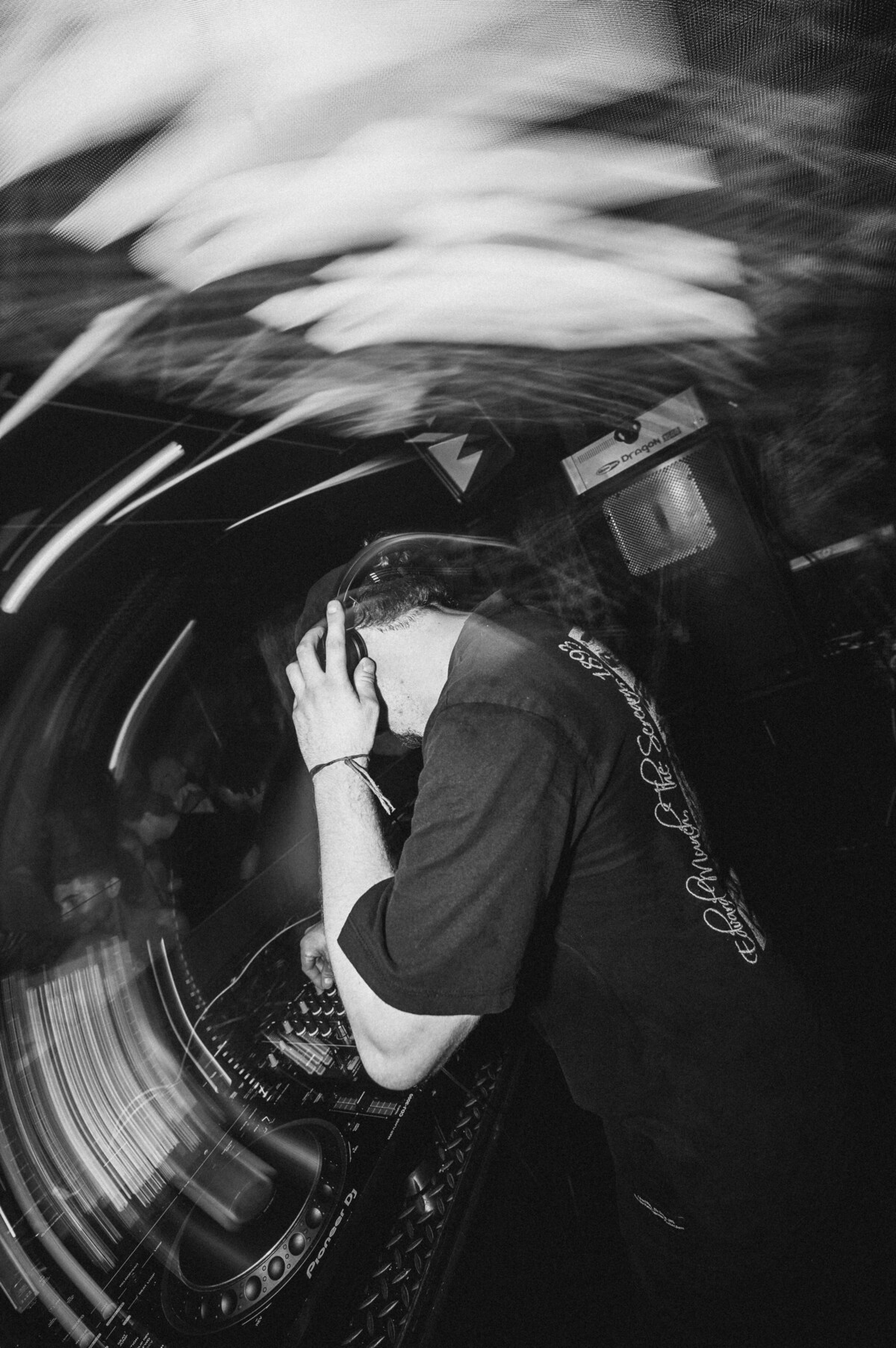 Cry for Me by De Plaag (Single): Reviews, Ratings, Credits, Song list ...