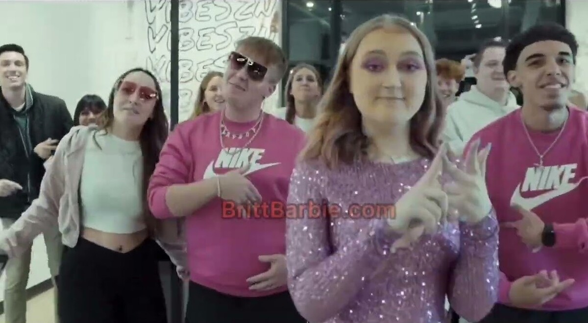 Bag Secured (Period) by Britt Barbie (Music video, Trap): Reviews ...