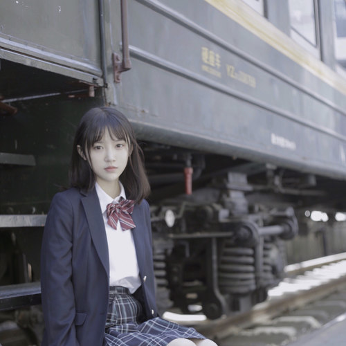 她 by 张菡筱 [Zhang Hanxiao] (Single, Mandopop): Reviews, Ratings, Credits ...