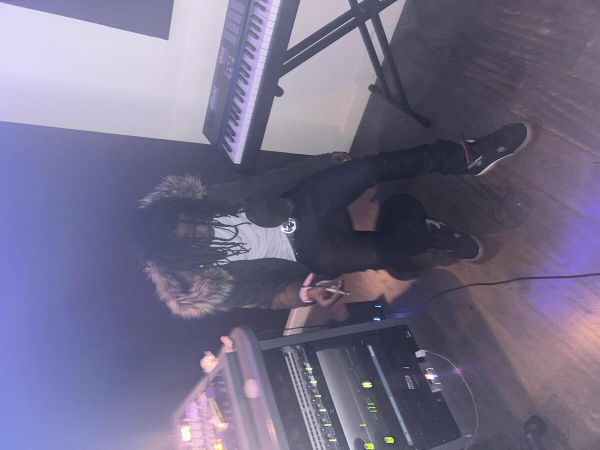 3.5s n 808s by percosits (Single, Experimental Hip Hop): Reviews ...