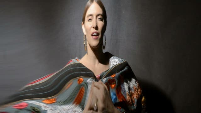 Pleasure by Feist (Music video): Reviews, Ratings, Credits, Song list ...