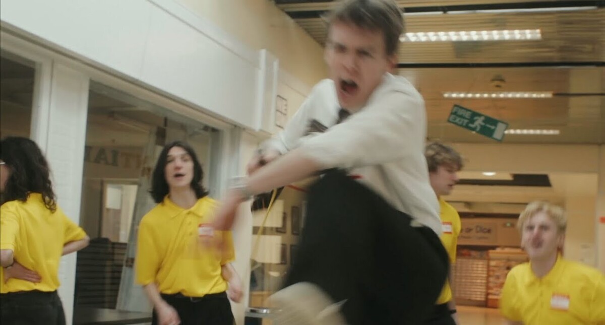 Shopping by Welly (Music video): Reviews, Ratings, Credits, Song list ...