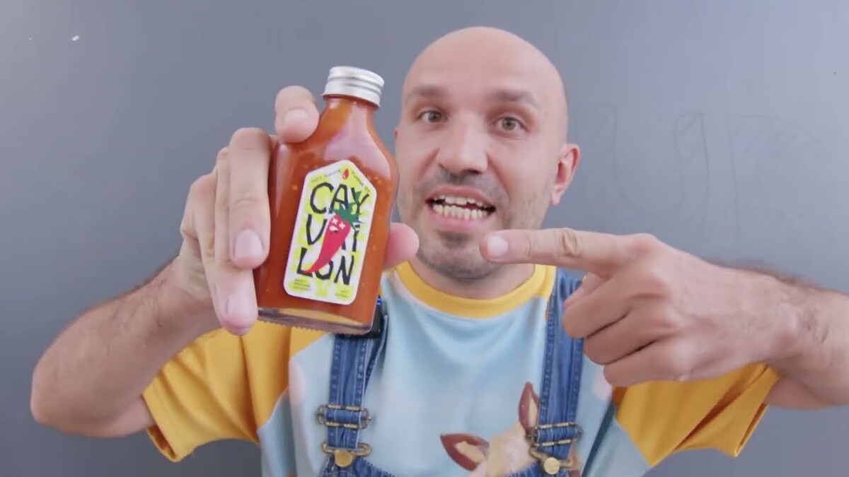 Cay! by Cút Lộn (Music video): Reviews, Ratings, Credits, Song list ...