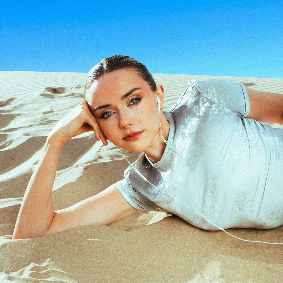 Solar Eclipse by Lucy Deakin (Single): Reviews, Ratings, Credits, Song ...