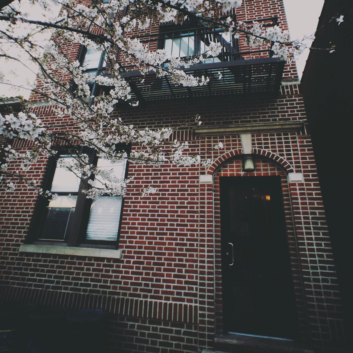 Astoria by Six Missing (Album, Post-Rock): Reviews, Ratings, Credits ...