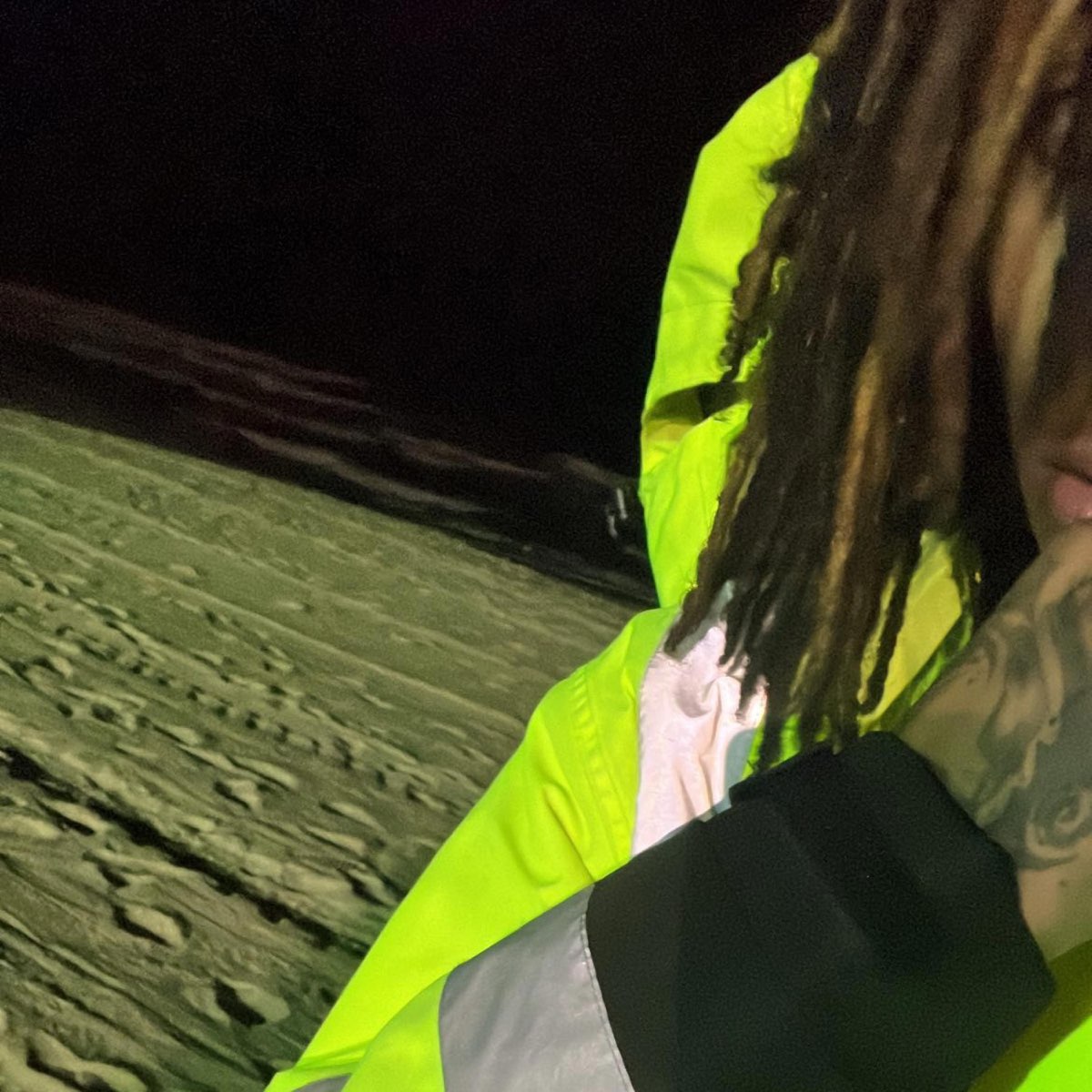 Voices by Squillo (Single, Dark Plugg): Reviews, Ratings, Credits, Song ...