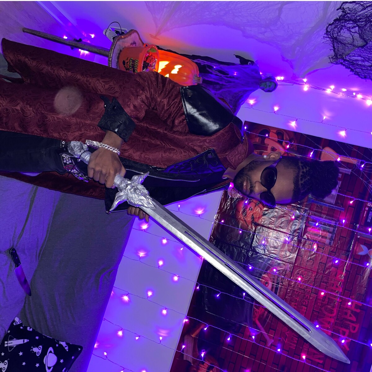 Shadowboss by Sub9K (Single, Trap): Reviews, Ratings, Credits, Song list - Rate Your Music