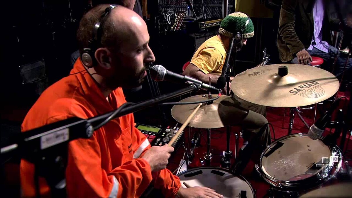 Cultura Livre by Anelis Assumpção (Video): Reviews, Ratings, Credits ...