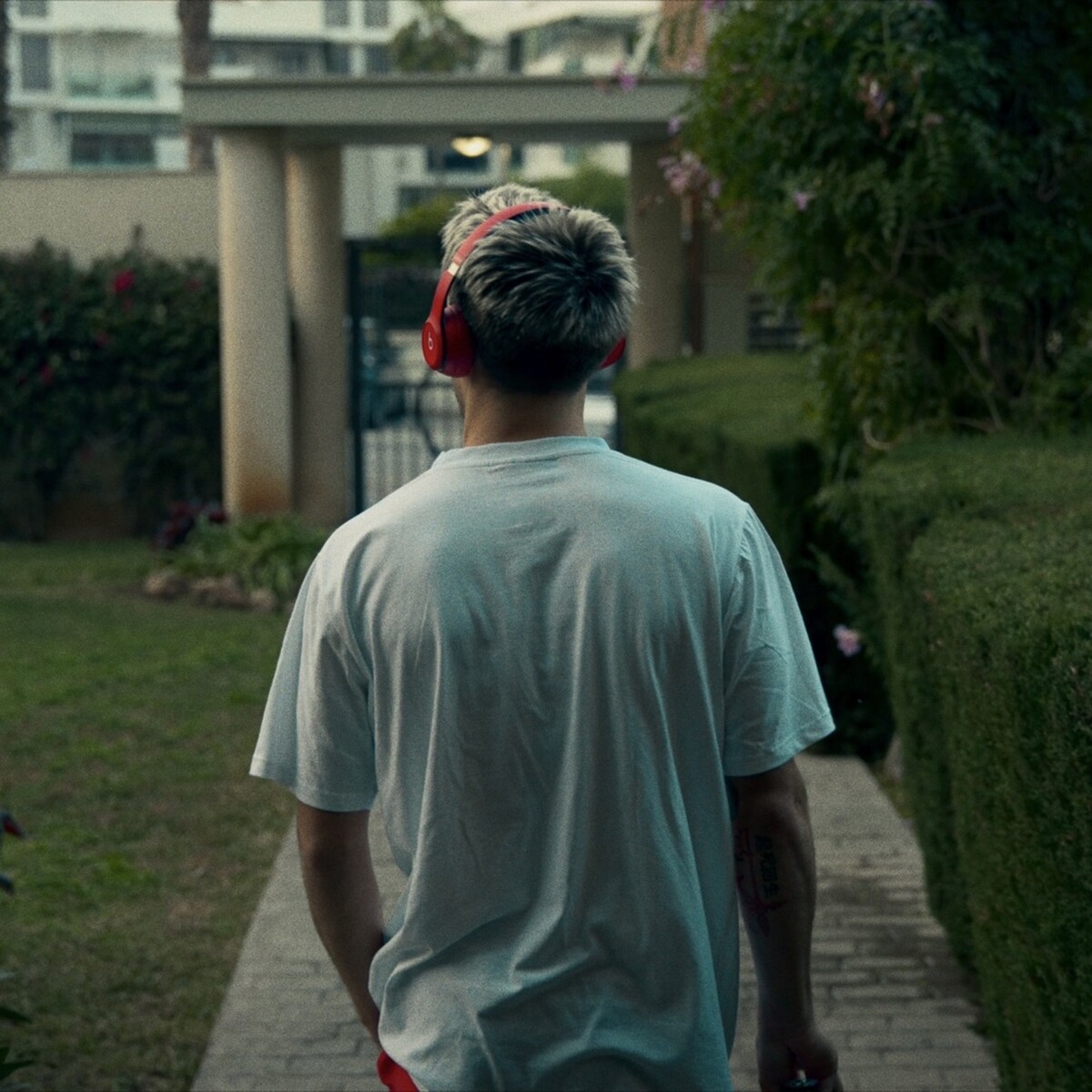 Hej ti by Rouzi (Single): Reviews, Ratings, Credits, Song list - Rate ...