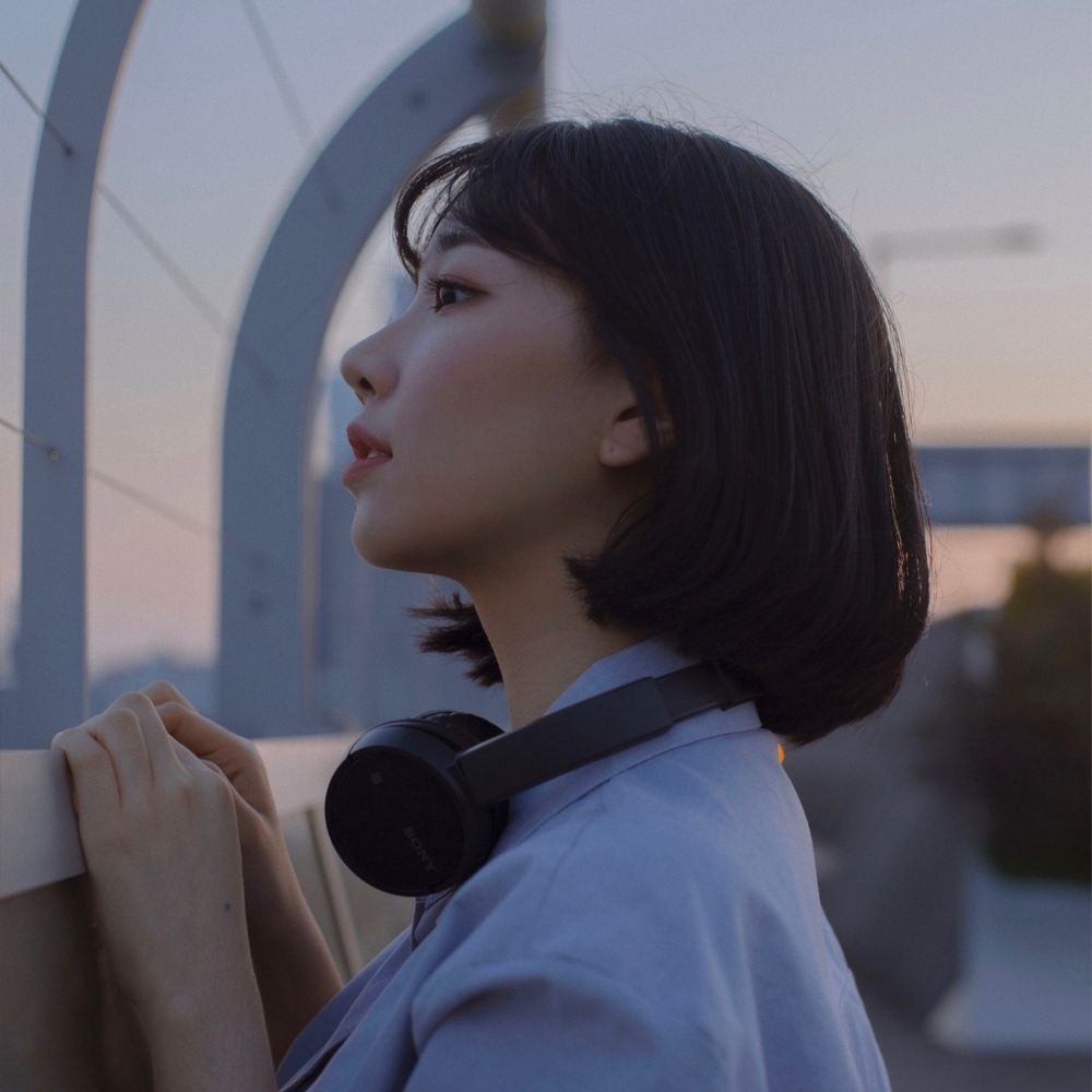 Blue City by 나히 [Nahee] (Single; n/a; n/a): Reviews, Ratings, Credits ...