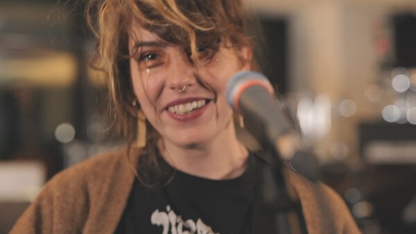 Full Session | Highway Holidays TV by Emma Ruth Rundle (Video): Reviews ...