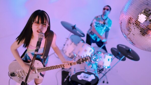 Standoff by Short Reports (Music video, Alternative Rock): Reviews ...