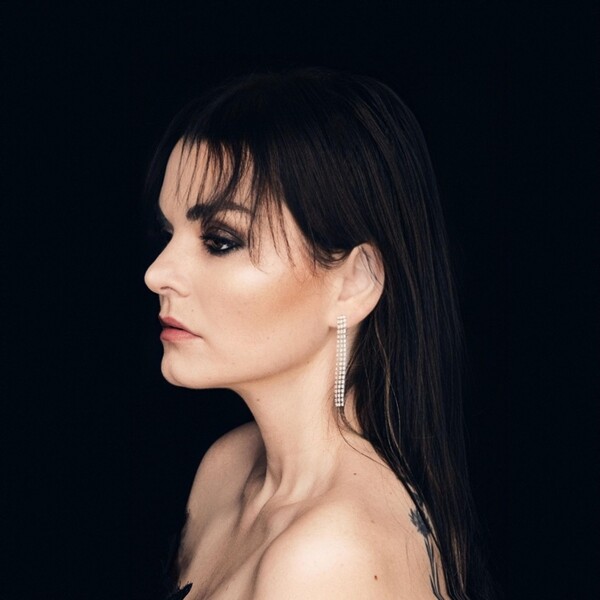 Ēnā by Atvara (Single): Reviews, Ratings, Credits, Song list - Rate ...