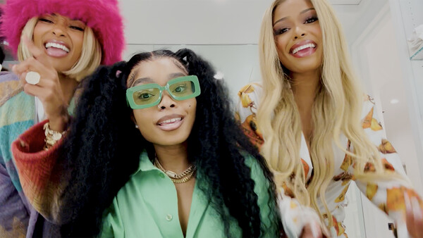 Da Girls (Girls Mix) by Ciara, Lola Brooke & Lady London (Music video ...