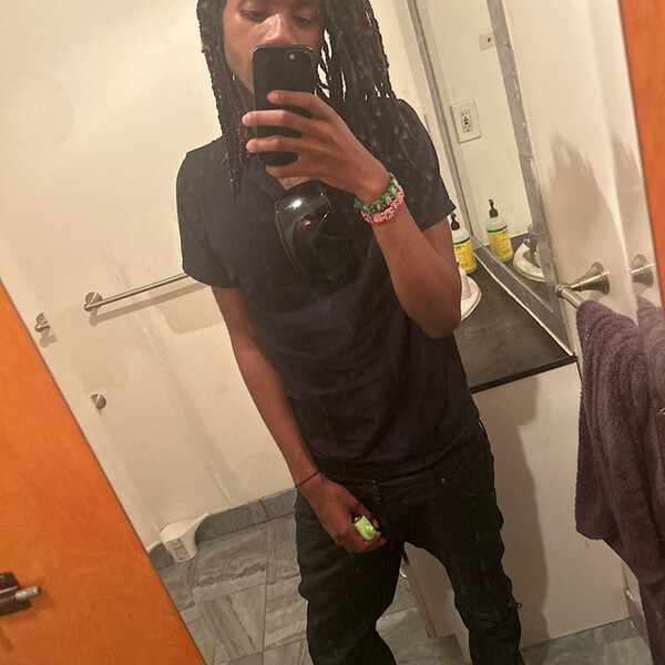 Ball Off Da Bench by hollowtiphero (Single): Reviews, Ratings, Credits ...