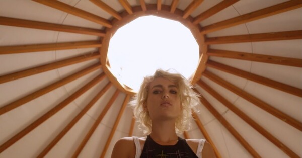 Bug by Alex G (Music video, Slacker Rock): Reviews, Ratings, Credits ...