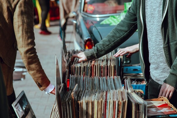 Crate Digging - Rate Your Music