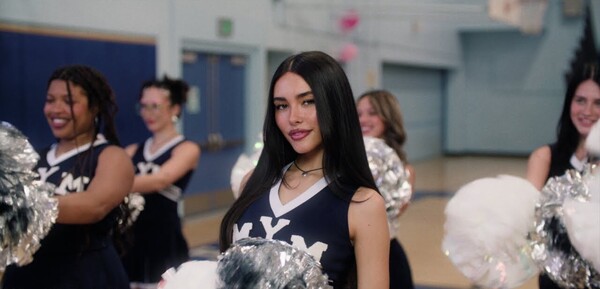 Make You Mine by Madison Beer (Music video, Dance-Pop): Reviews ...