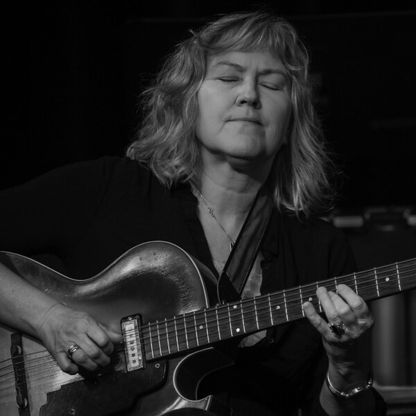 Female Jazz Guitarists - Rate Your Music