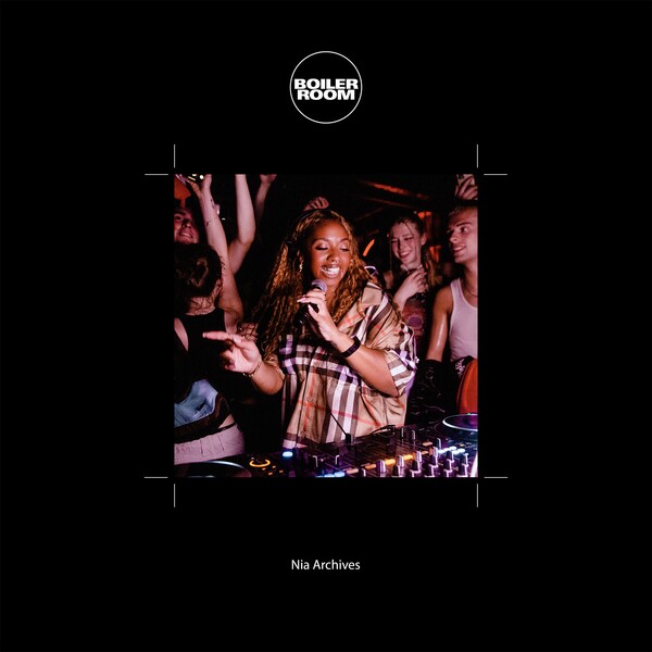 Boiler Room: Nia Archives in London, Oct 27, 2022 by Nia Archives (DJ ...