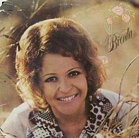 Brenda Lee - I'm a Memory - Lyrics and ratings - Rate Your Music