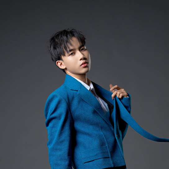 Yêu Từ Trong Ra Ngoài (Lofi) by Doãn Hiếu (Single): Reviews, Ratings ...