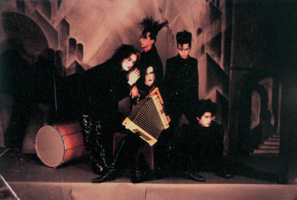 Visual kei Beat Rock / Decadent Beat Rock - Rate Your Music