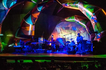 Live @ Glastonbury Festival, England, 26-06-2009 by Animal Collective ...