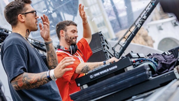 Tomorrowland 2022 - WE3 by Tom & Collins (Video, Tech House): Reviews ...