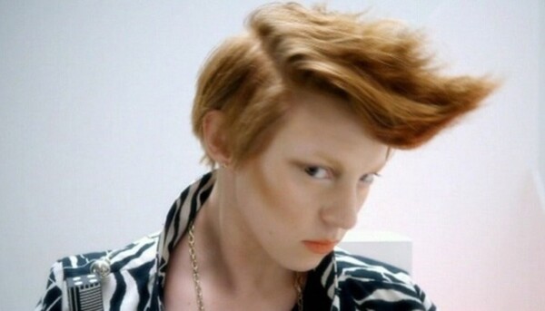 Bulletproof by La Roux (Music video, Synthpop): Reviews, Ratings ...