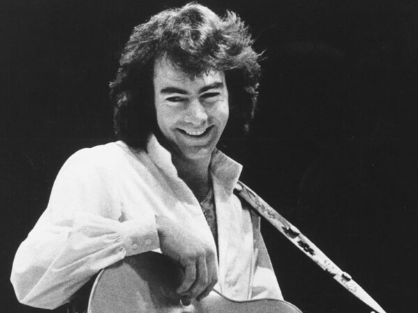 NEIL DIAMOND: A LOOK INSIDE A RATHER "SOLITARY MAN" - THE 6 (+1 LIVE ...